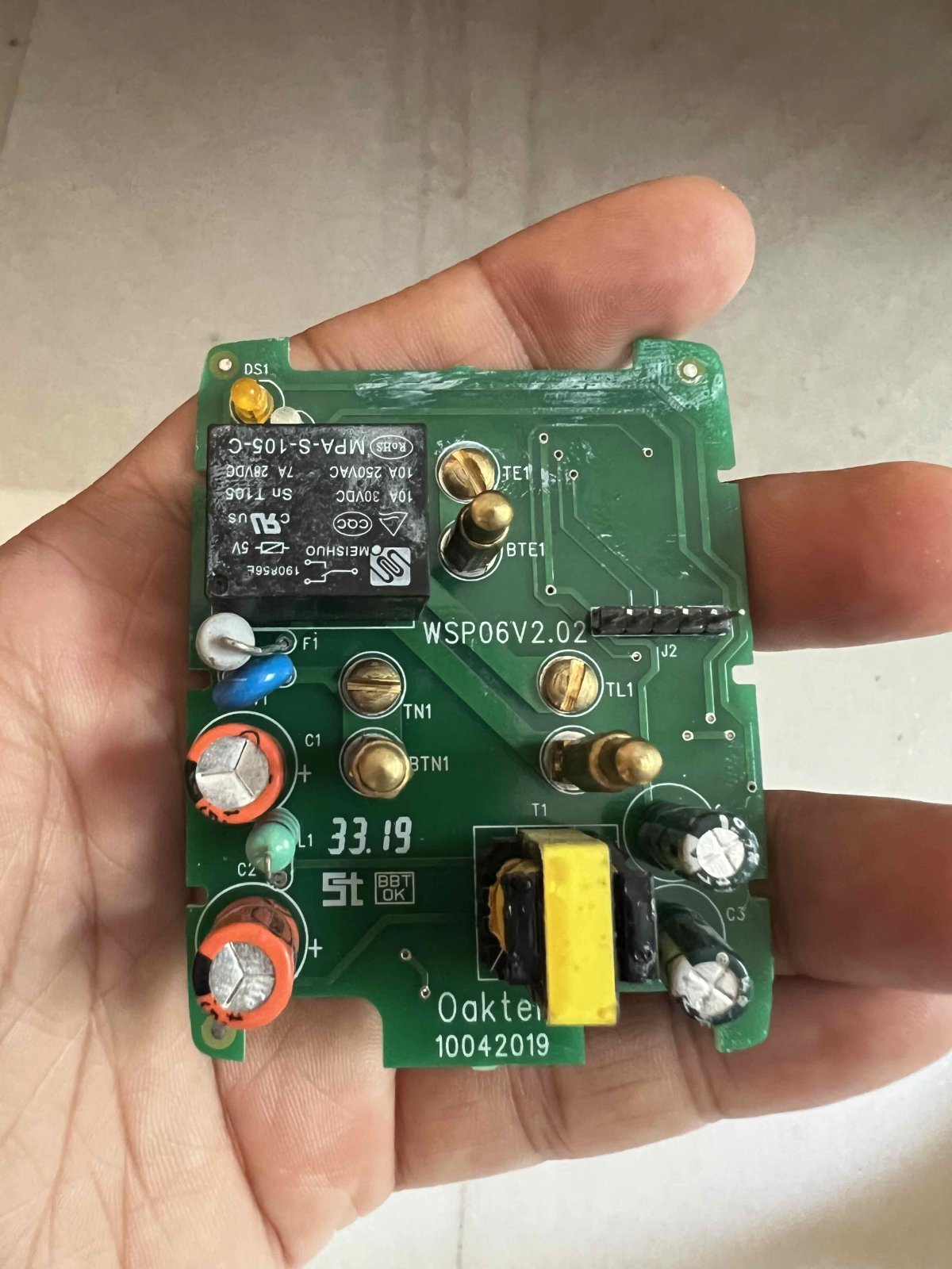 Teardown and preparation of Polycab's 16A Wi-Fi Smart Plug for Tasmota - Reviews and Guides ...